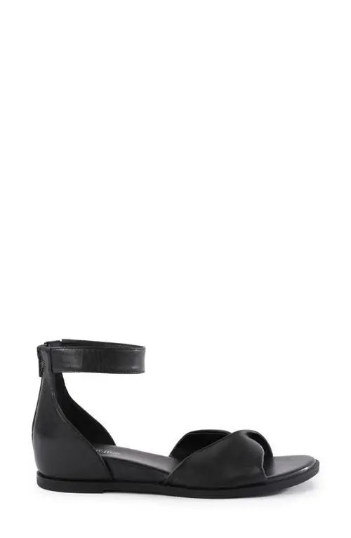 Seychelles Ankle Strap Wedge Sandals - Black