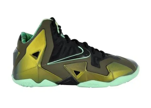 Nike Lebron 11 King's Pride Sneakers