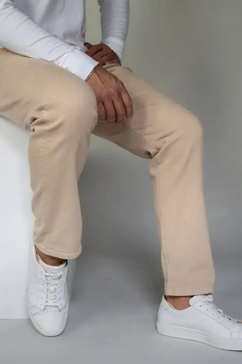 PETER MANNING NYC Travel Jeans Standard Fit - Tan