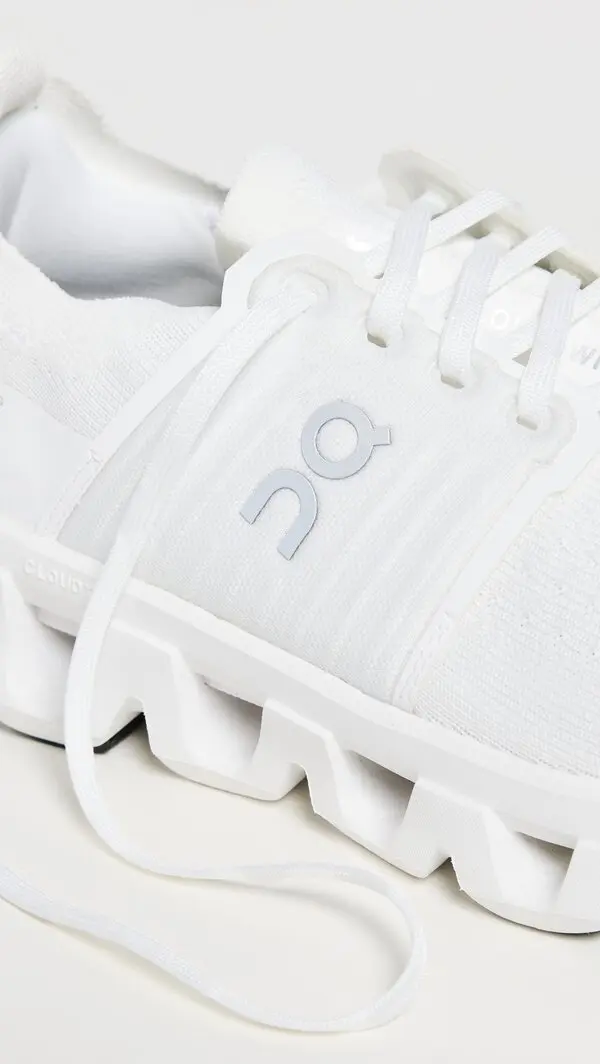 On Cloudswift 4 Sneakers - White