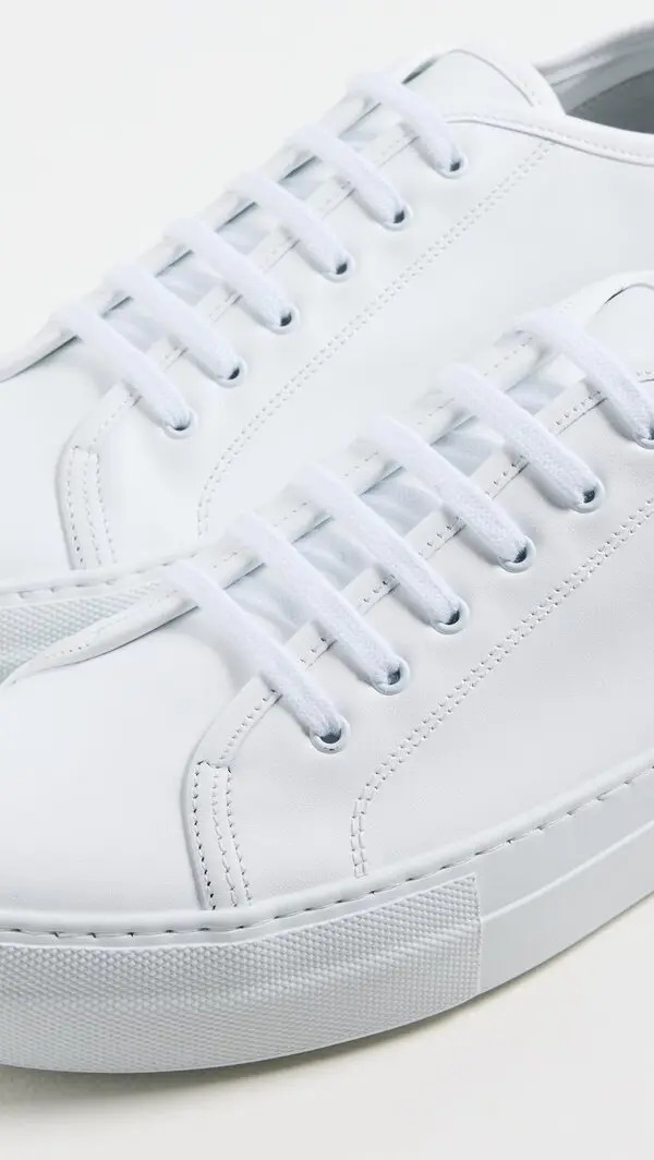 COMMON PROJECTS Tournament Super Classic Sneakers - White