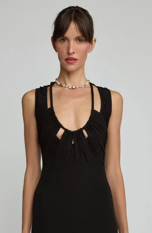 ST. MORAN Freshwater Pearl Beaded Necklace