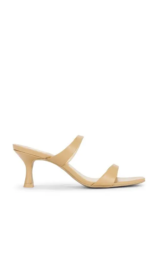 Dolce Vita Genora Sandal