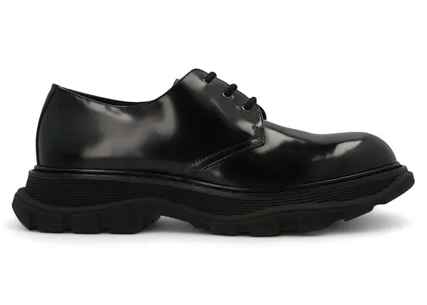 Alexander McQueen Wander Lace Up