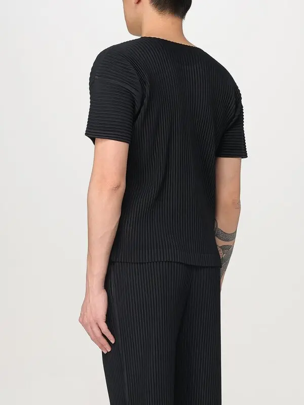 Issey Miyake T-shirt - Black