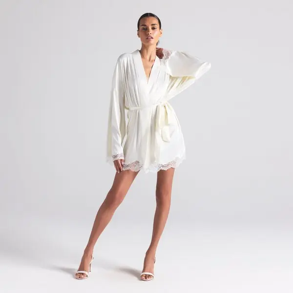 SKIMS Woven Shine Lace Robe - Ivory