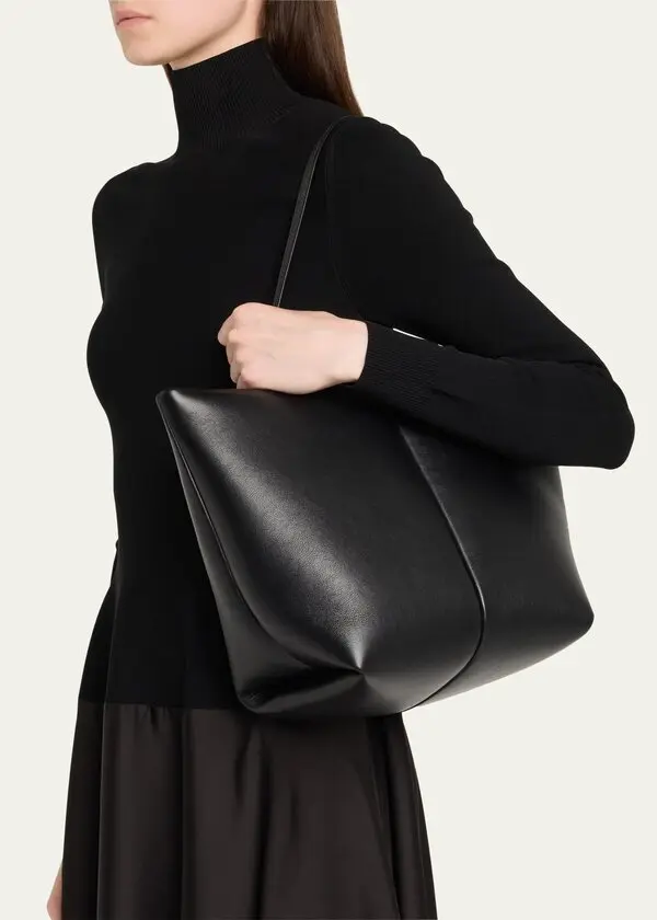 MAEDEN Boulevard Medium Padded Tote Bag
