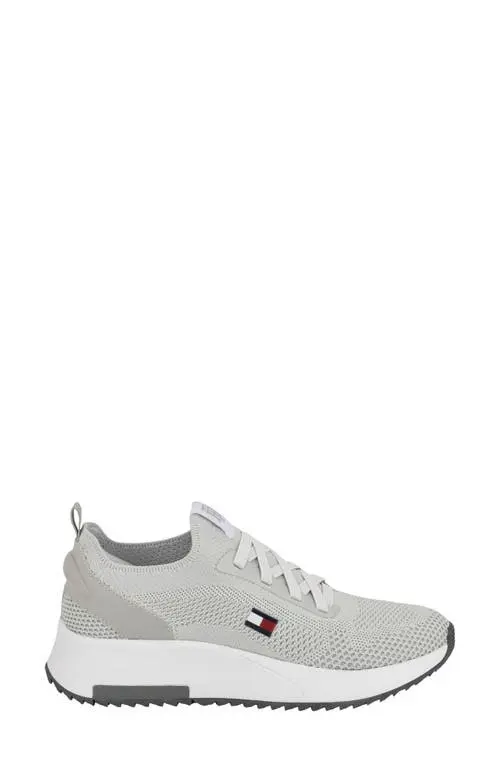 Tommy Hilfiger Zaide Slip-on Sneaker - Light Grey