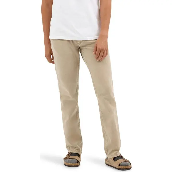 Wrangler Greensboro Straight Leg Jeans