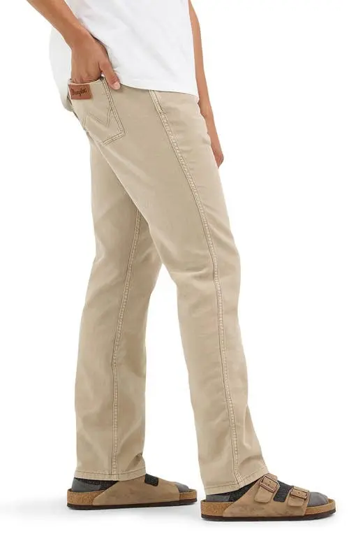 Wrangler Greensboro Straight Leg Jeans