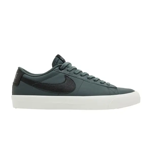 Nike Zoom Blazer Low Pro Gt Sb Sneakers - Green