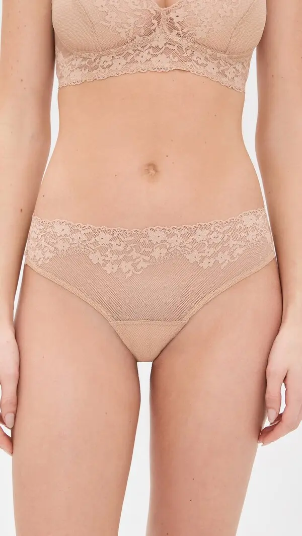 Commando Double Take Lace Thong - Beige
