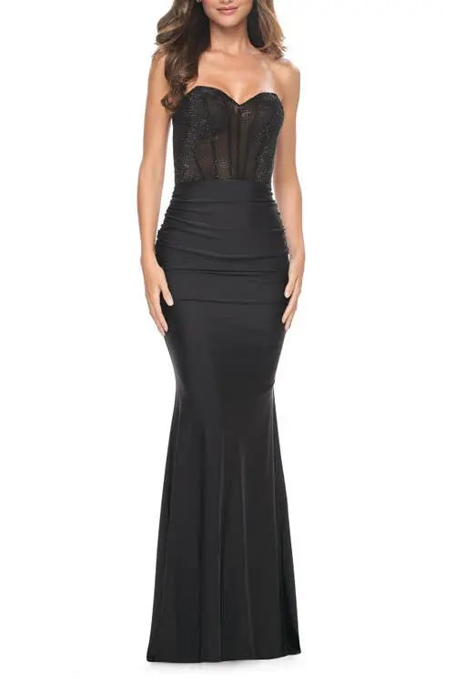 La Femme Sweetheart Bodice Fitted Gown - Black