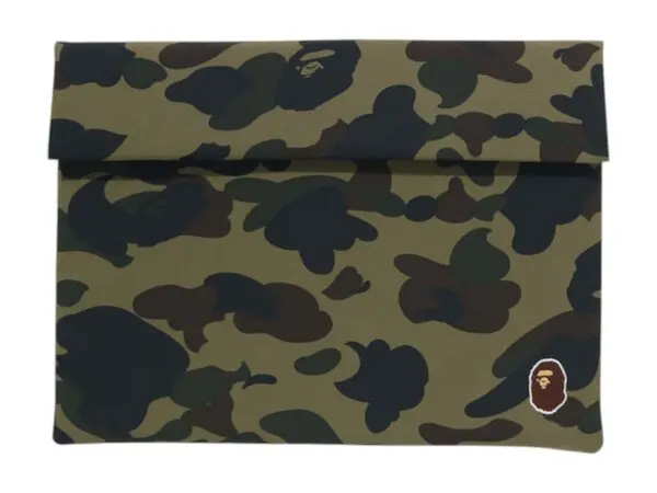 A BATHING APE 1st Camo 15 Inch Pc Case - Green