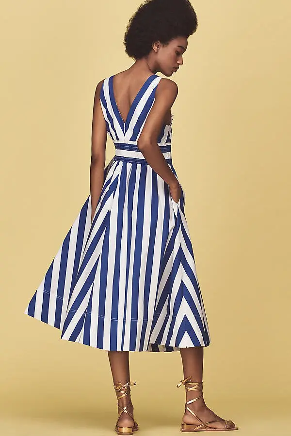 anthropologie halter v-neck fit & flare midi dress in blue Halter V-Neck Fit & Flare Midi Dress by Anthropologie, Size: XL Petite