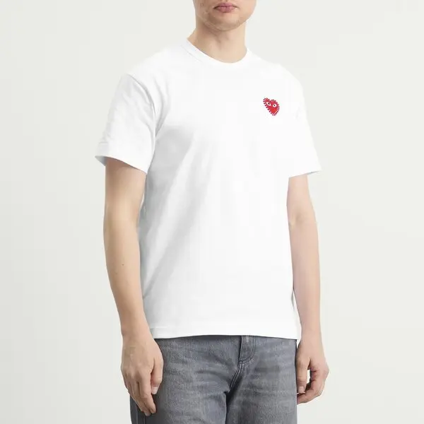 Play Comme Des Garcon Studded Heart T-shirt - White/red