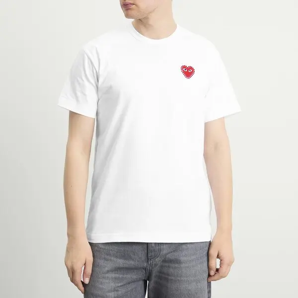 Play Comme Des Garcon Studded Heart T-shirt - White/red