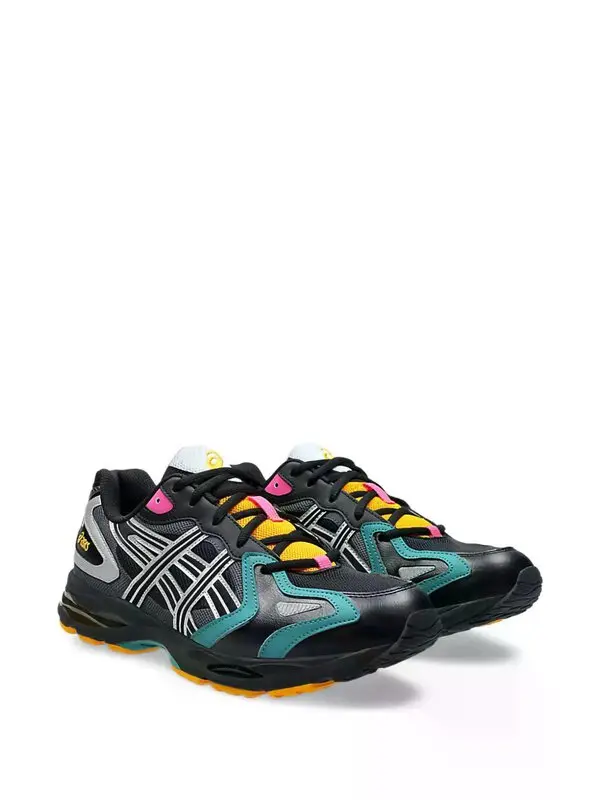 Asics Sneakers
