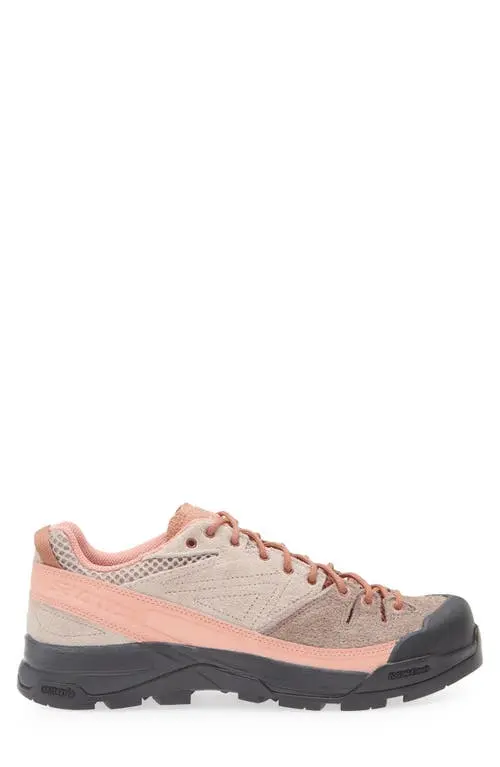 SALOMON Gender Inclusive X-alp Low Top Sneaker