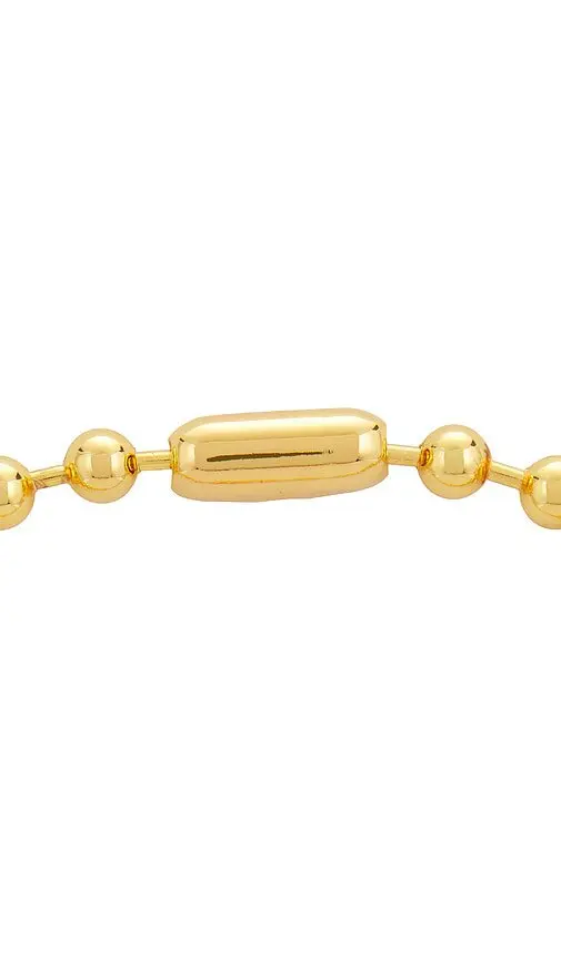Timeless Pearly Shell Pendant Necklace - Metallic Gold