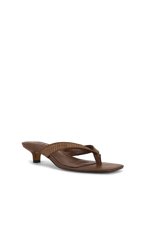 Steve Madden Tracie Kitten Heel Sandal In Brown - Brown Raffia