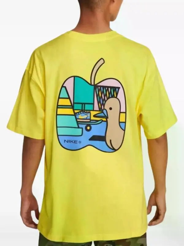 Nike Apple Pigeon T-shirt
