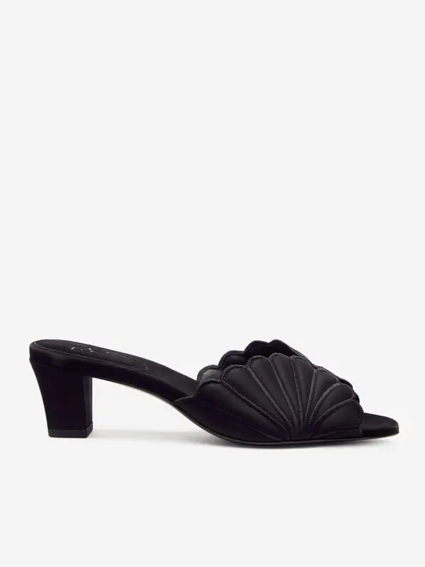 REFORMATION Waldena Block Heeled Mule - Black