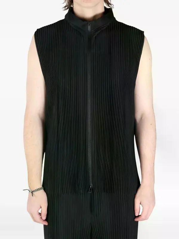 Issey Miyake Pleated Zip Vest - Black