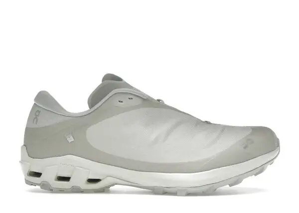 On Cloudventure Peak Post Archive Faction Sneakers - Ice/moon