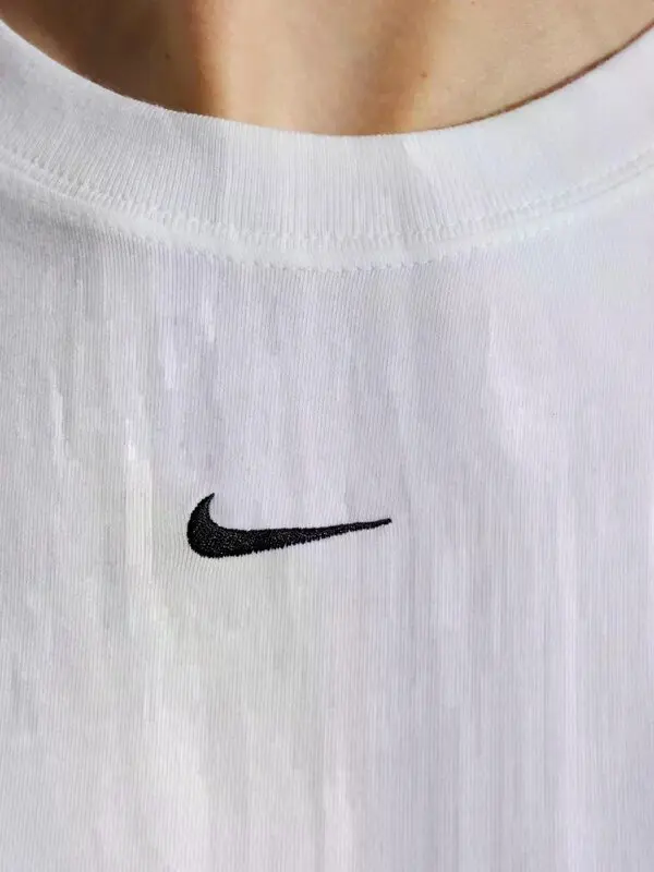 Nike Chill Knit T-shirt - White