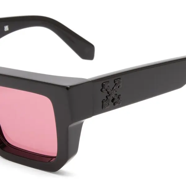 Off-White Silverstone Sunglasses - Black/red