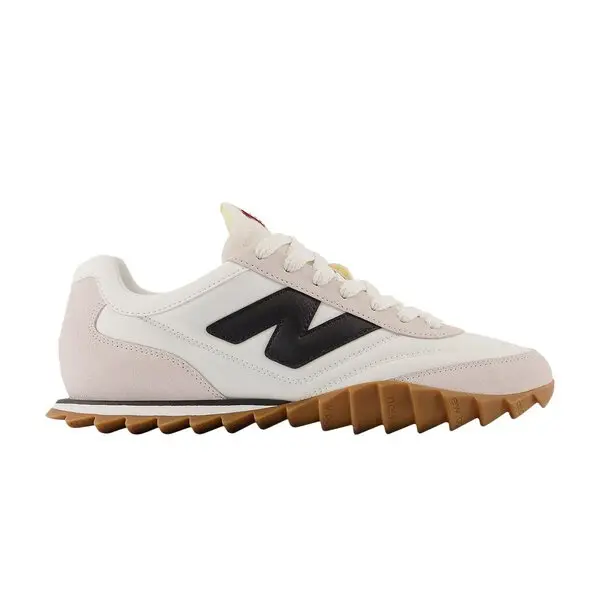 NEW BALANCE Rc30 Sneakers - Cream