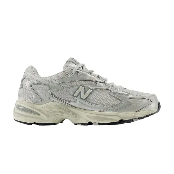 NEW BALANCE 725v1 Sneakers - Silver