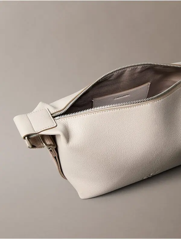 Calvin Klein Ultralight Shoulder Bag - Chateau