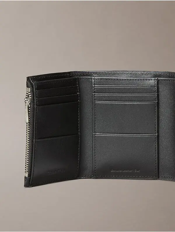 Calvin Klein Leather Envelope Bifold Wallet