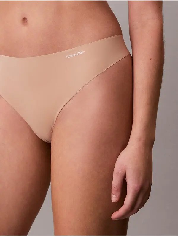 Calvin Klein Invisibles Thong - Desert