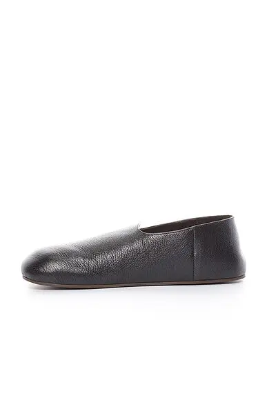 THE ROW Hugh Leather Slippers - Black