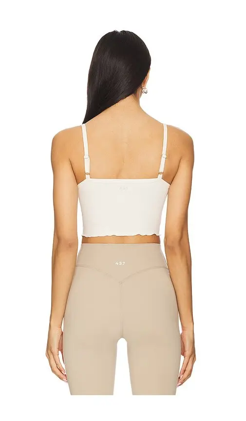 437 The Scrunch Sports Bra In Cream