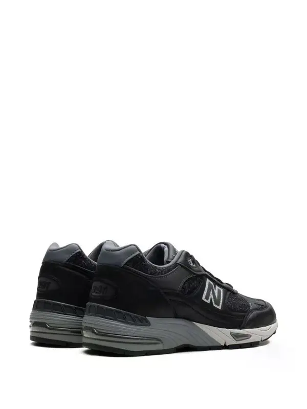 NEW BALANCE 991 Sneakers