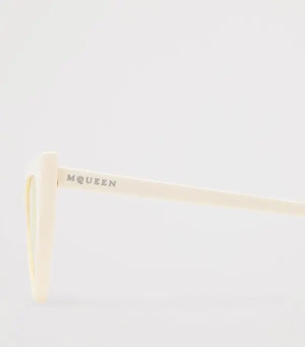 Alexander McQueen Acetate Spike Cat Eye Sunglasses - White