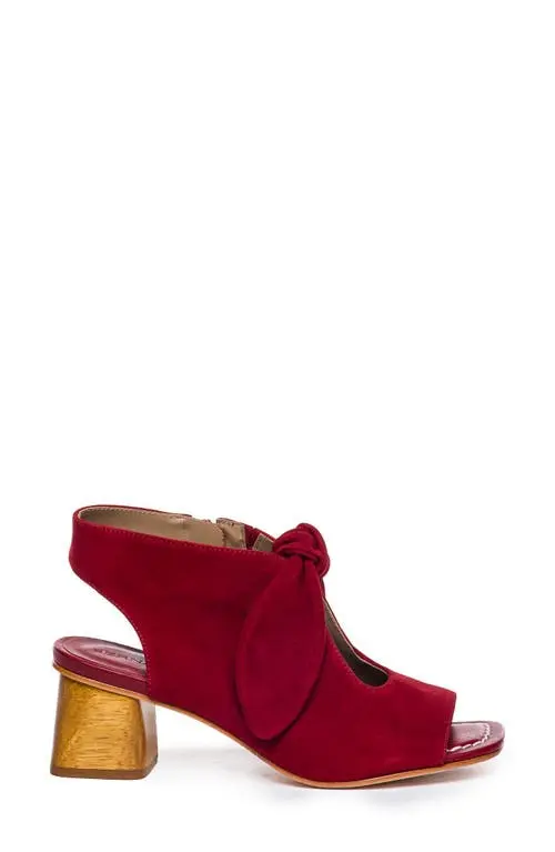 Bernardo Lizzie Sandal - Dark Red