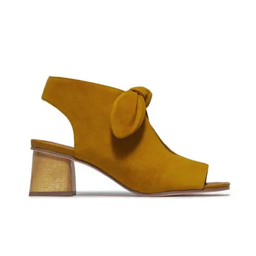 Bernardo Lizzie Sandal - Ginger