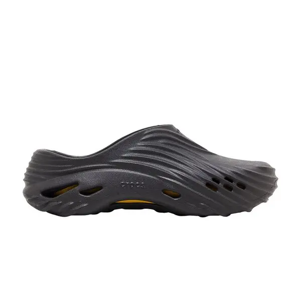 CROCS Echo Wave Slides - Black