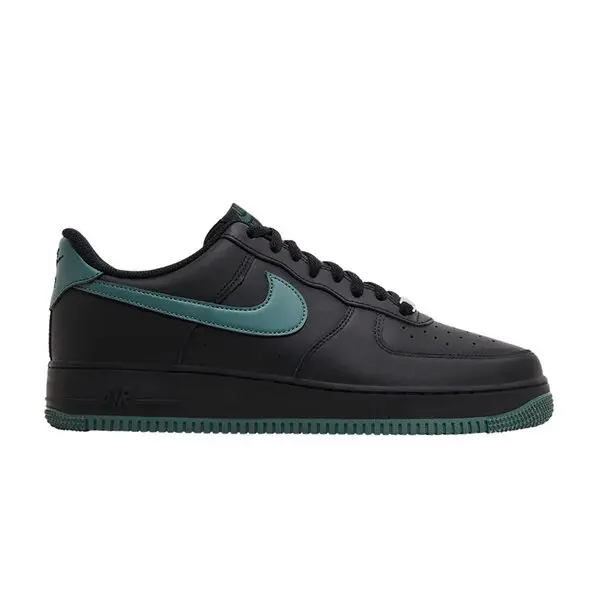 Nike Force 1 '07 Sneakers - Black