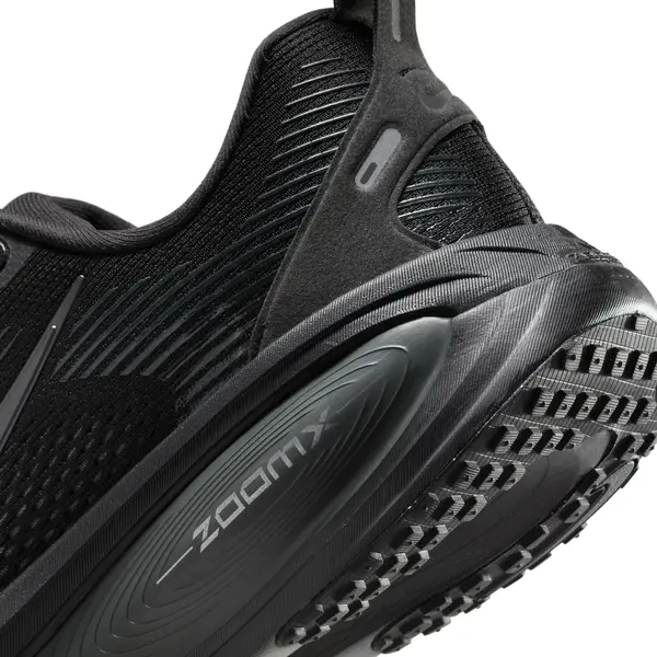 Nike Vomero Road Running Shoes - Black