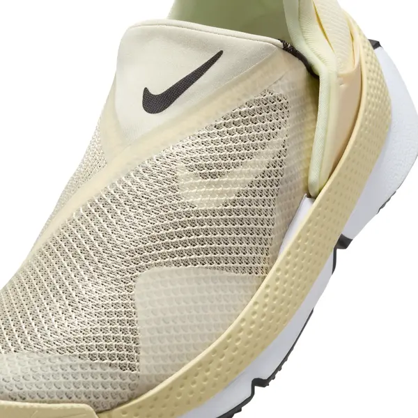 Nike Go Flyease Easy On/off Sneakers - Brown