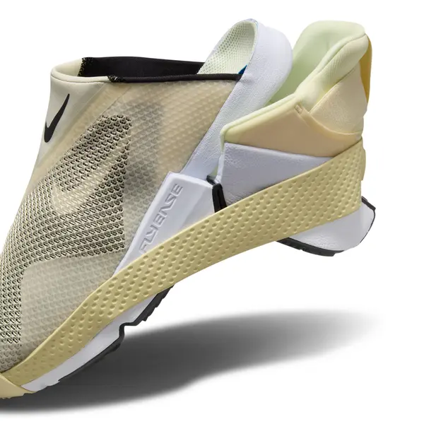 Nike Go Flyease Easy On/off Sneakers - Brown