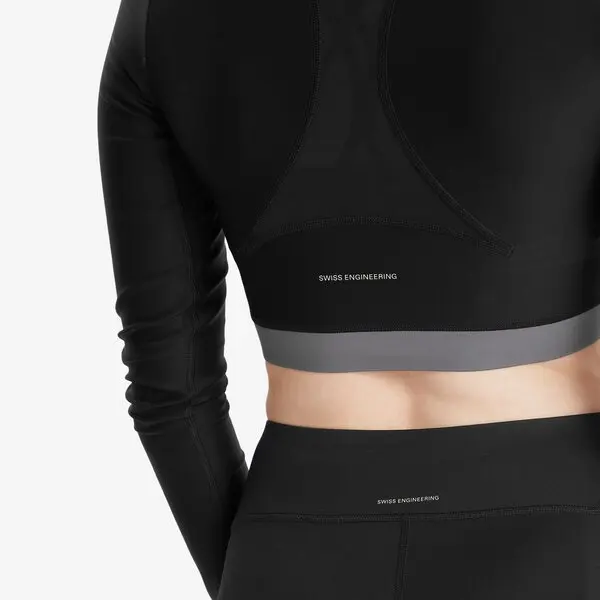 On Train Long Sleeve Crop Top - Black