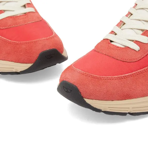 S.W.C STEPNEY WORKERS CLUB Osier S-strike Runner - Red