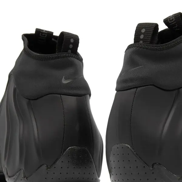 Nike Flightposite Qs Sneaker